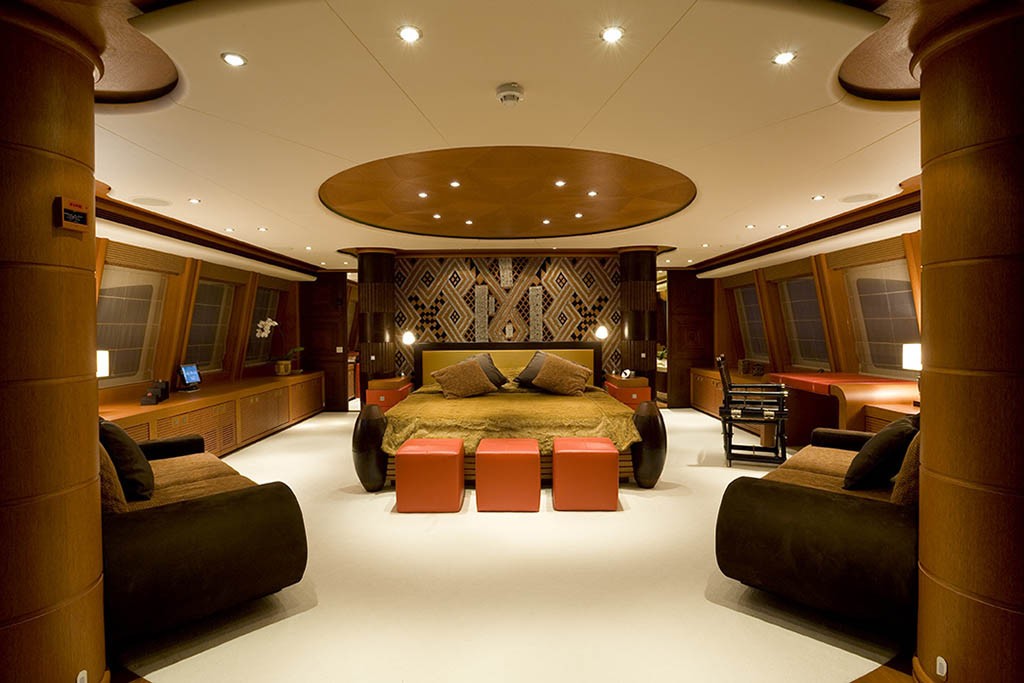 Yacht SIROCCO, Heesen Yachts | CHARTERWORLD Luxury Superyacht Charters